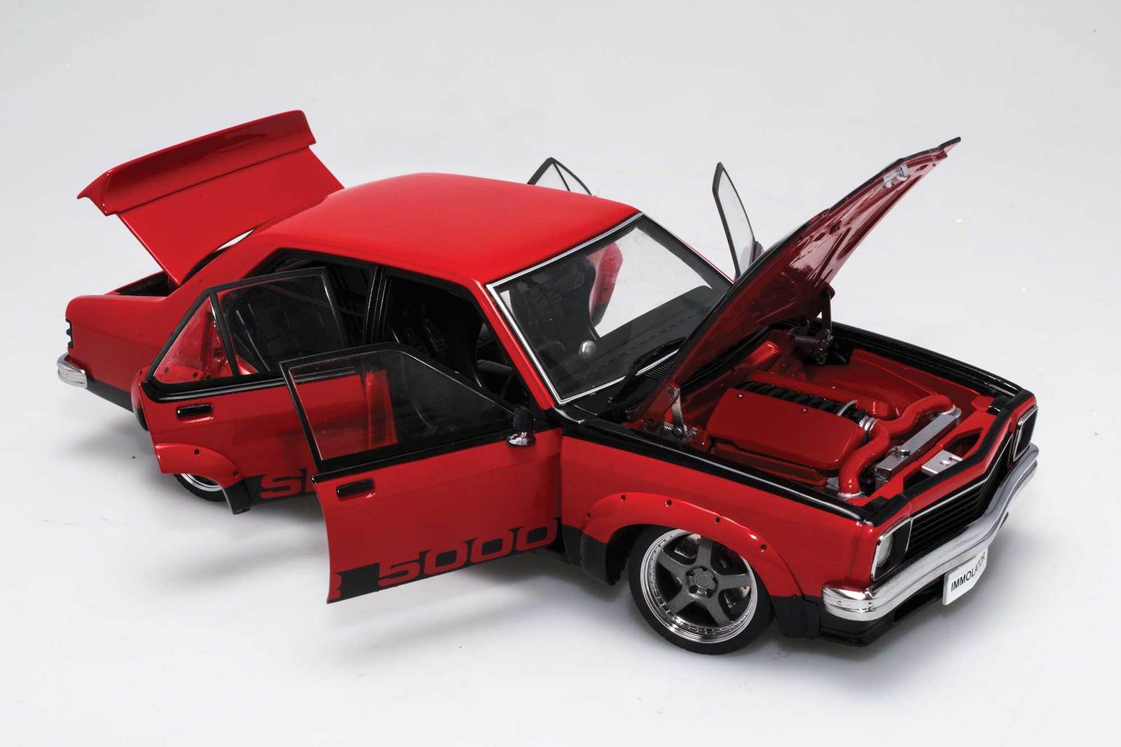 1:18 Holden LX Torana SLR5000 Street Machine
