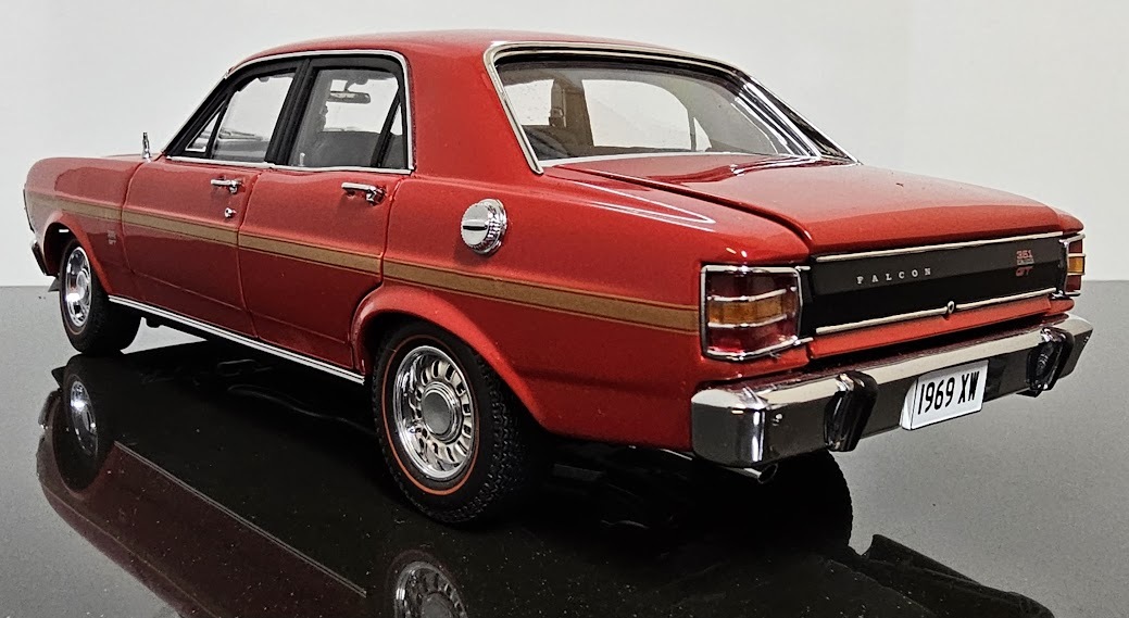 1:18 Ford Falcon XW Phase 1 GTHO Candy Apple RED