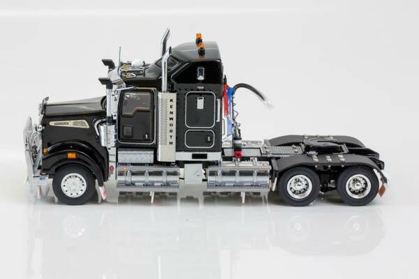T909 - Black