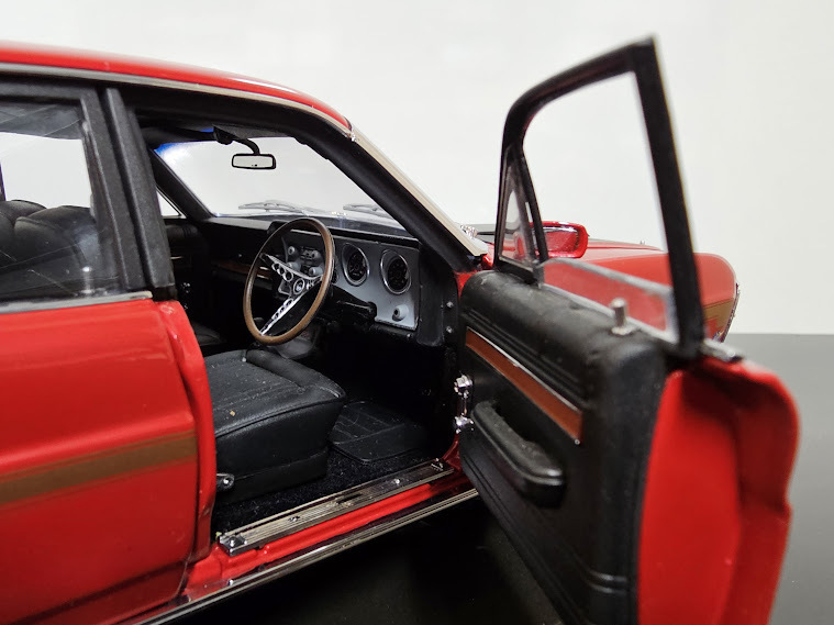 1:18 Ford Falcon XW Phase 1 GTHO Candy Apple RED
