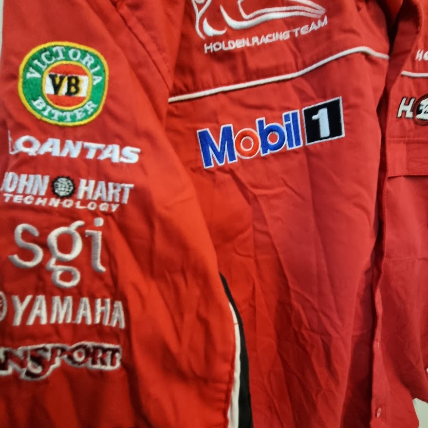 NWOT Holden Racing Team Shirt 2002 Size Medium Official HRT HSV Skaife