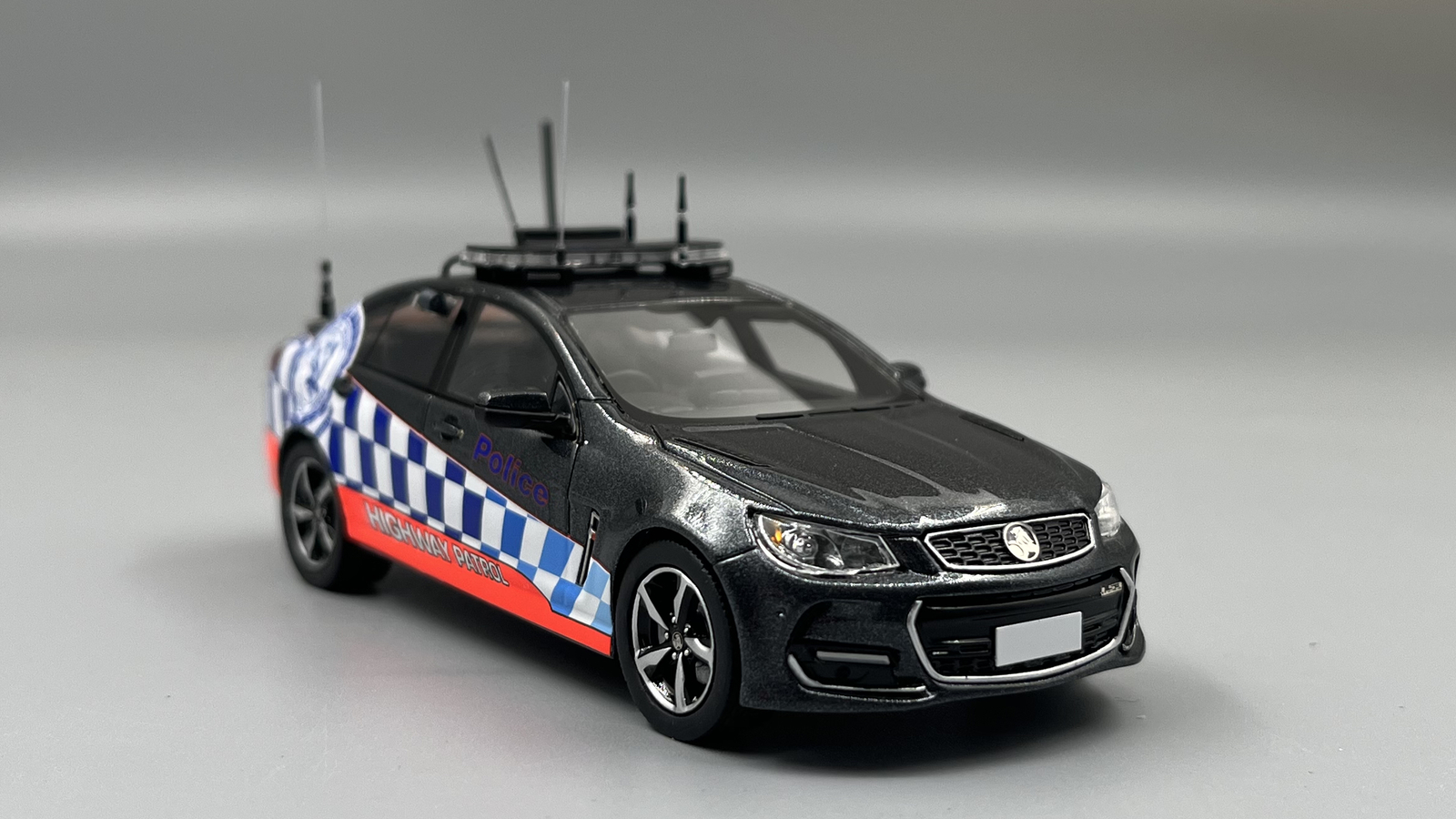 1:43 NSW Police Highway Patrol 2018 VF Series II Commodore Sedan Grey