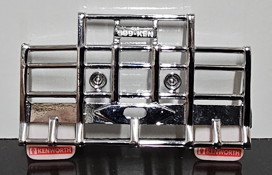 1:50 Kenworth Drake 909 Chrome Front Bull Bar